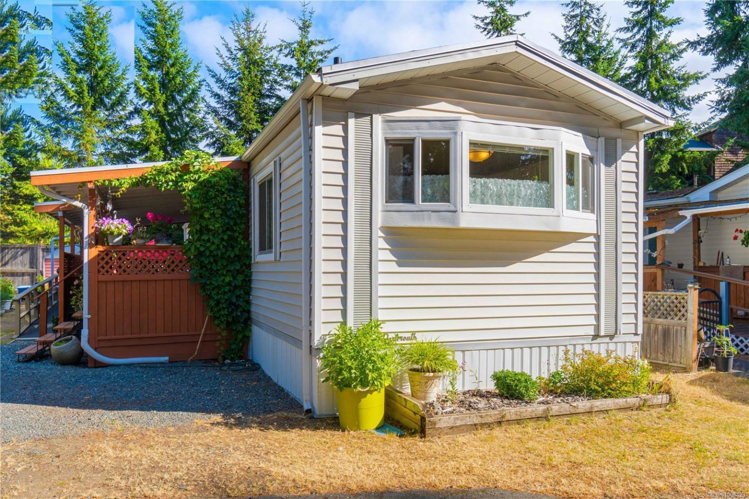 1986 Single Wide Mobile Home Makeover
