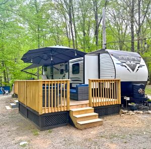 33 Stunning Permanent RV Camper Outdoor Set Up Ideas: Turn Your Site ...
