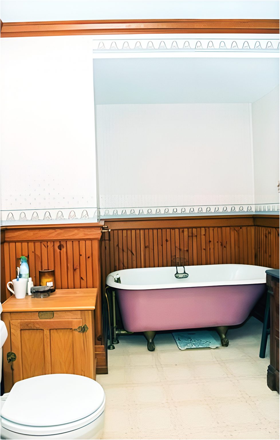 10 Half Shiplap Bathroom Walls Design Ideas