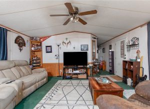 27 Inspiring Single Wide Mobile Home Living Room Decor Ideas